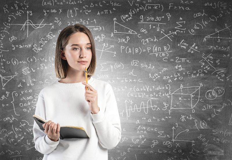 Bachelor's Degrees - Aegean College Greece